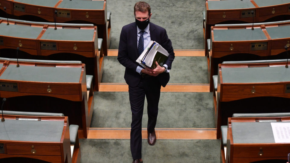 Christian Porter has the right to remain silent. But the PM must show ...