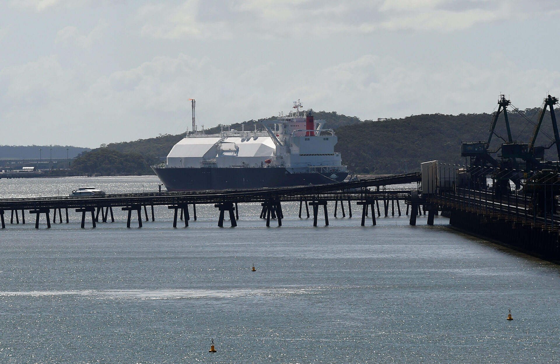 New federal approval for giant WA gas project will release 3 billion ...