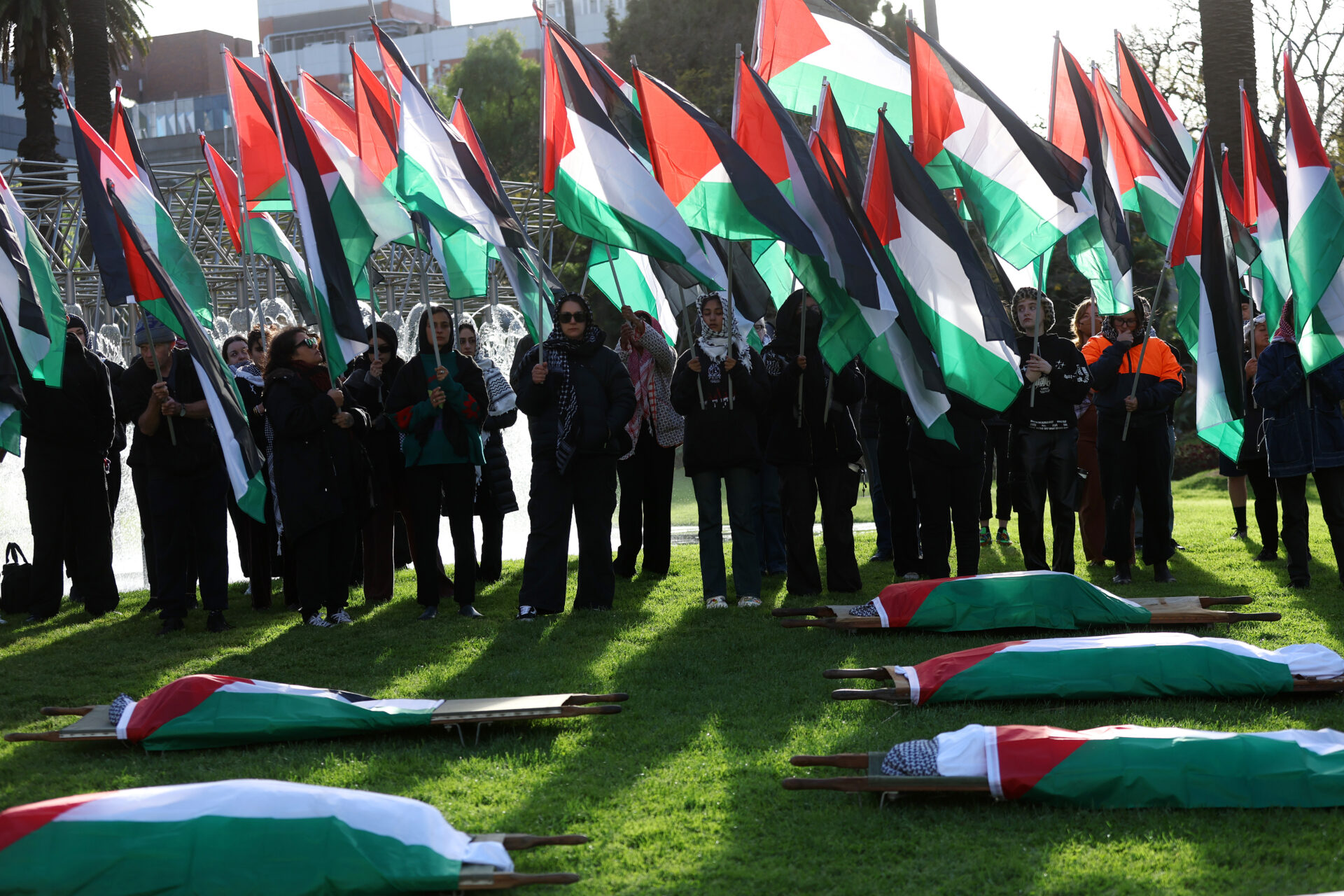 Finding peace is hard, but unending mutual destruction is in no one's ...