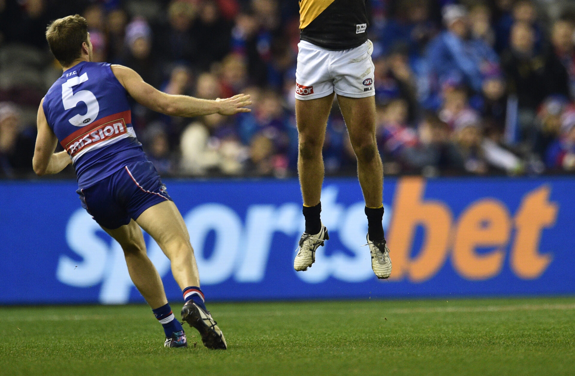 Most gambling losses are from at-risk gamblers - The Australia Institute